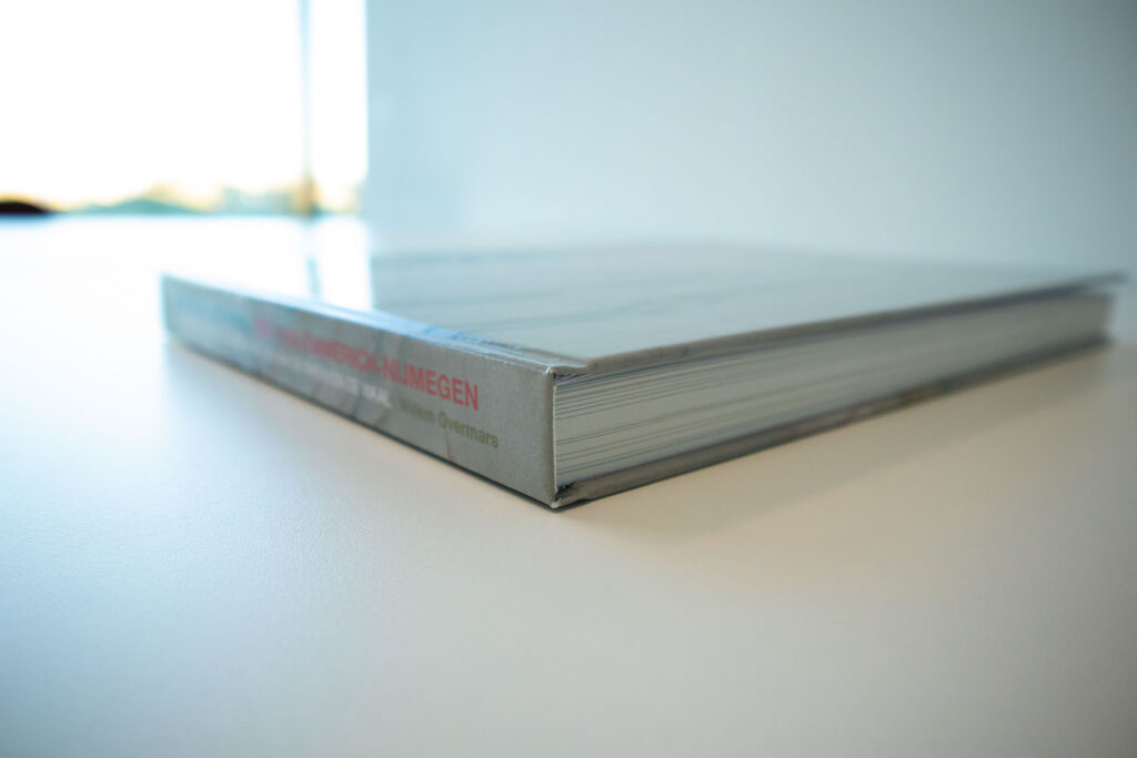 Jouw eigen boek als hardcover laten drukken | Boekenmakers